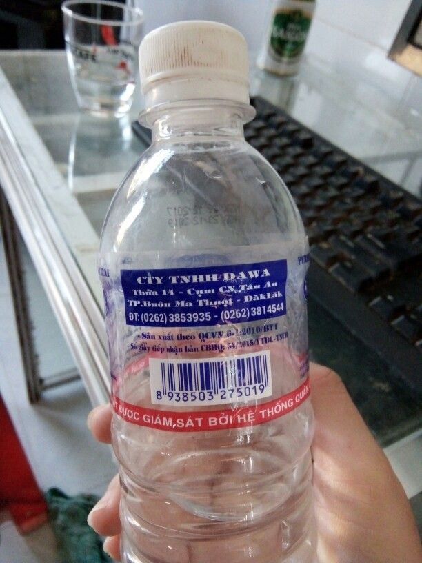 Nước uống đóng chai Dawa | iCheck.vn